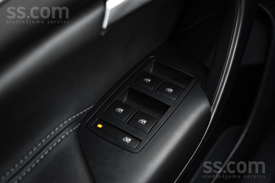 Brūns Opel Insignia 2015 Rīga, ar dzinēja tilpumu 2.00 L un nobraukumu 233 tūkst. km par 6950 €, foto 13 vietnē AUTOMOTO.COM.LV
