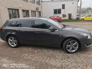 Brown Opel Insignia 2015 in Prienai, with an engine capacity of 1.96 L and mileage of 221 thousand km for 5799 €, photo 8 on AUTOMOTO.COM.LV