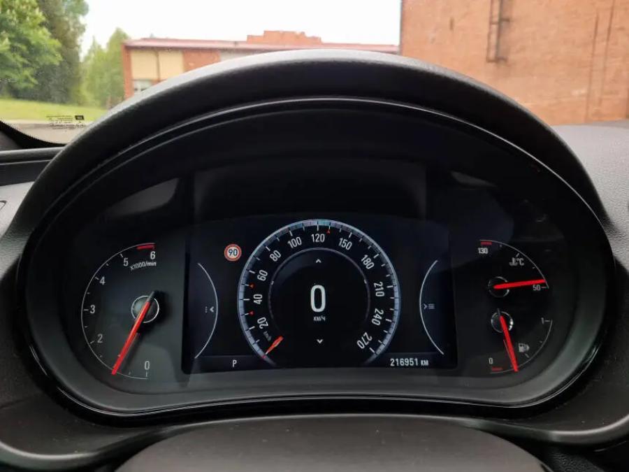 Brūns Opel Insignia 2015 Jēkabpils, ar dzinēja tilpumu 2.00 L un nobraukumu 217 tūkst. km par 7800 €, foto 30 vietnē AUTOMOTO.COM.LV