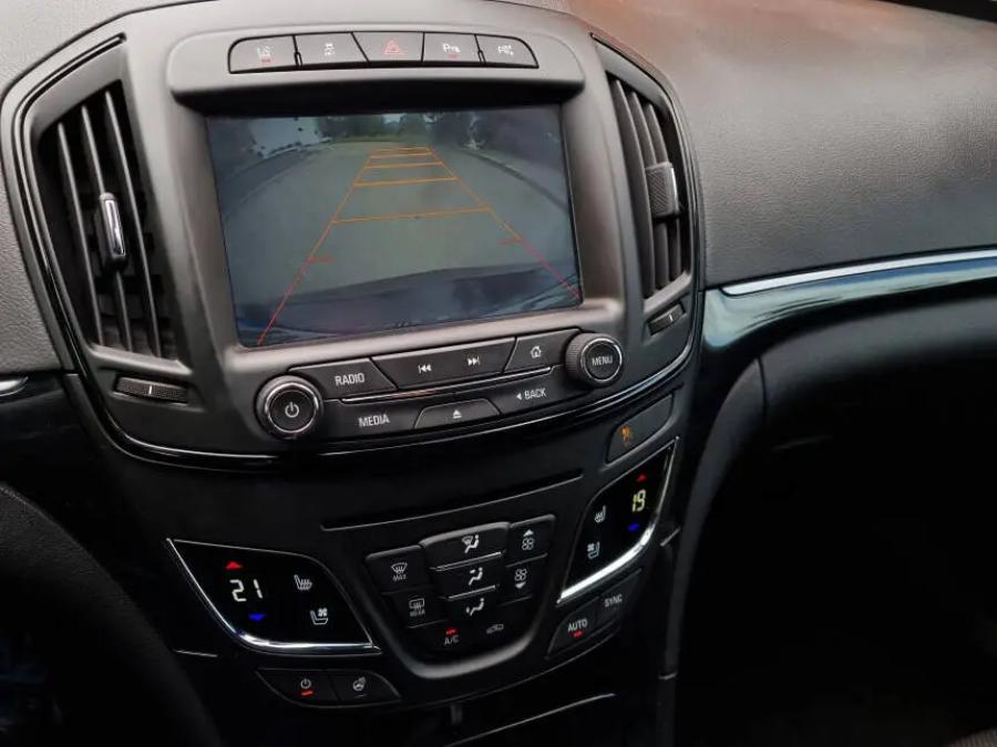 Brūns Opel Insignia 2015 Jēkabpils, ar dzinēja tilpumu 2.00 L un nobraukumu 217 tūkst. km par 7800 €, foto 33 vietnē AUTOMOTO.COM.LV