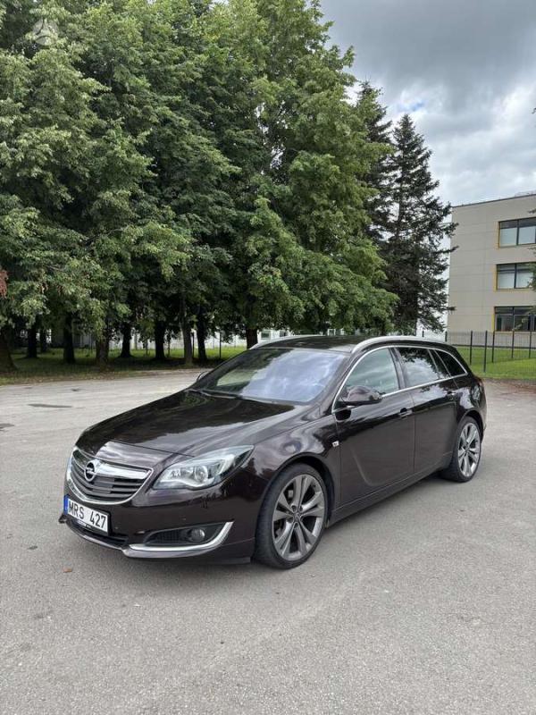 Brown Opel Insignia 2015 in Plunge, with an engine capacity of 1.96 L and mileage of 148 thousand km for 8000 €, photo 2 on AUTOMOTO.COM.LV