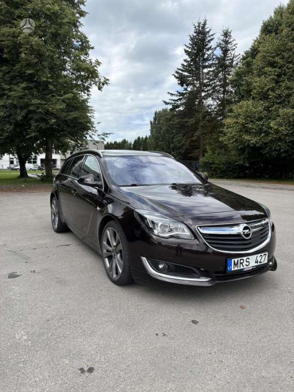 Brown Opel Insignia 2015 in Plunge, with an engine capacity of 1.96 L and mileage of 148 thousand km for 8000 €, photo 8 on AUTOMOTO.COM.LV