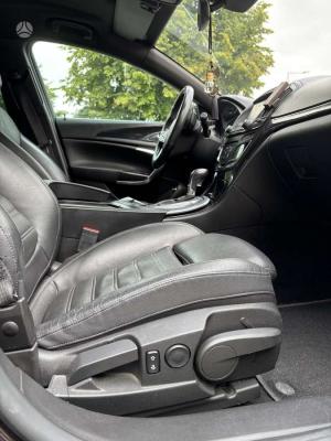 Brown Opel Insignia 2015 in Plunge, with an engine capacity of 1.96 L and mileage of 148 thousand km for 8000 €, photo 17 on AUTOMOTO.COM.LV