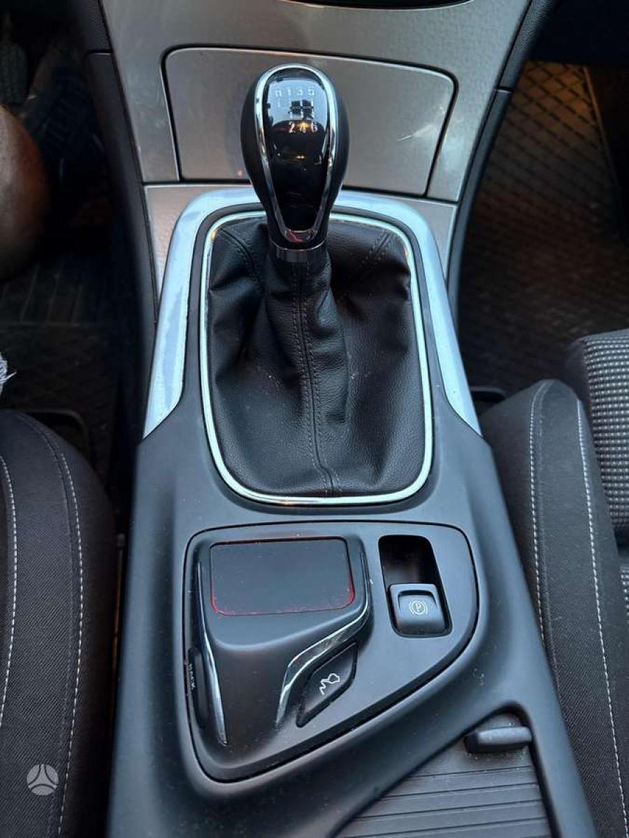 Brūns Opel Insignia 2015 Kauņa, ar dzinēja tilpumu 1.96 L un nobraukumu 295 tūkst. km par 4300 €, foto 15 vietnē AUTOMOTO.COM.LV
