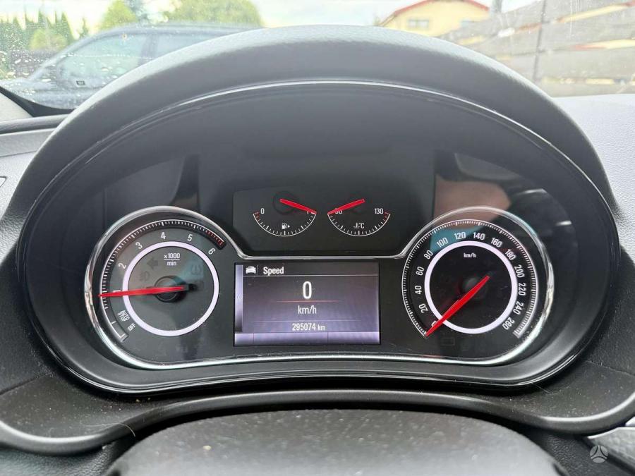 Brūns Opel Insignia 2015 Kauņa, ar dzinēja tilpumu 1.96 L un nobraukumu 295 tūkst. km par 4300 €, foto 17 vietnē AUTOMOTO.COM.LV