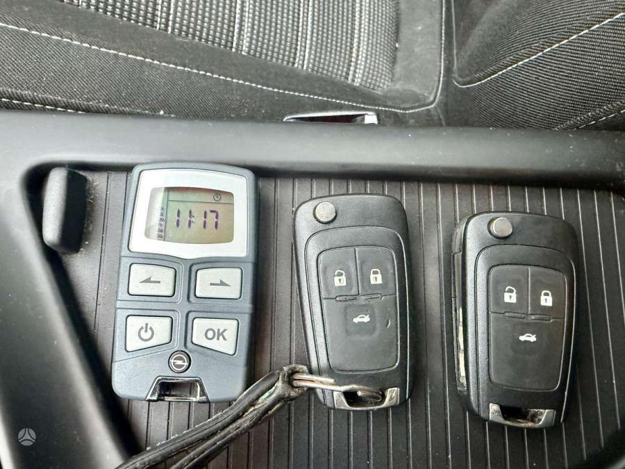 Brūns Opel Insignia 2015 Kauņa, ar dzinēja tilpumu 1.96 L un nobraukumu 295 tūkst. km par 4300 €, foto 20 vietnē AUTOMOTO.COM.LV