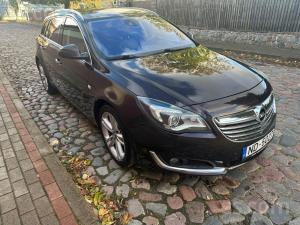 Brown Opel Insignia 2015 in Liepaja, with an engine capacity of 2.00 L and mileage of 292 thousand km for 4200 €, photo 3 on AUTOMOTO.COM.LV