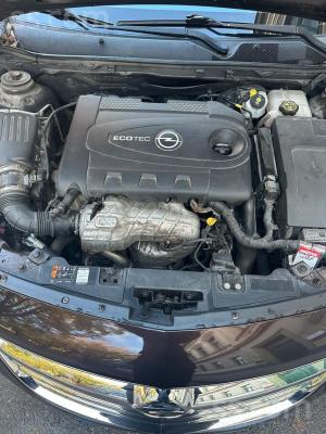 Brown Opel Insignia 2015 in Liepaja, with an engine capacity of 2.00 L and mileage of 292 thousand km for 4200 €, photo 17 on AUTOMOTO.COM.LV