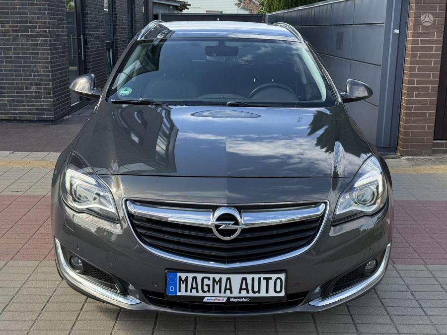 Brown Opel Insignia 2016 in Marijampole, with an engine capacity of 1.96 L and mileage of 216 thousand km for 7250 €, photo 4 on AUTOMOTO.COM.LV