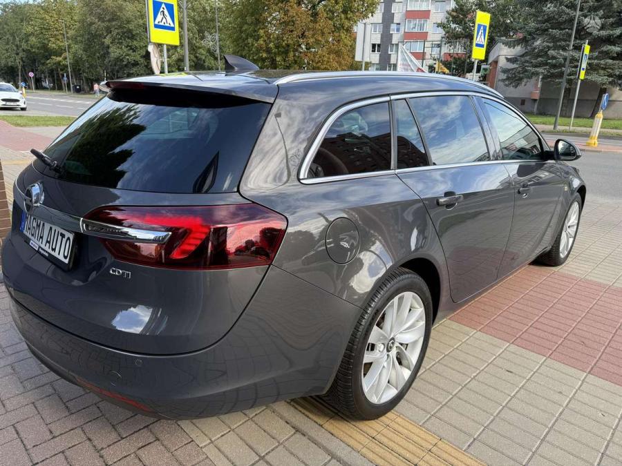 Brown Opel Insignia 2016 in Marijampole, with an engine capacity of 1.96 L and mileage of 216 thousand km for 7250 €, photo 5 on AUTOMOTO.COM.LV