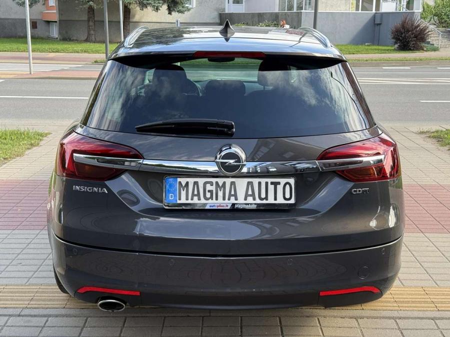 Brown Opel Insignia 2016 in Marijampole, with an engine capacity of 1.96 L and mileage of 216 thousand km for 7250 €, photo 10 on AUTOMOTO.COM.LV
