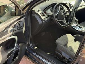 Brown Opel Insignia 2016 in Marijampole, with an engine capacity of 1.96 L and mileage of 216 thousand km for 7250 €, photo 13 on AUTOMOTO.COM.LV