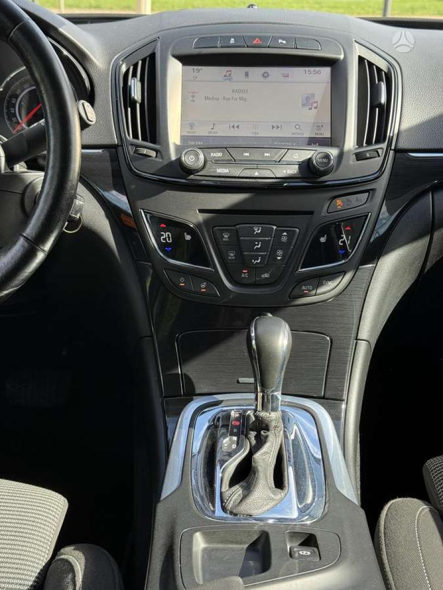 Brown Opel Insignia 2016 in Marijampole, with an engine capacity of 1.96 L and mileage of 216 thousand km for 7250 €, photo 16 on AUTOMOTO.COM.LV