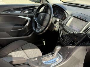 Brown Opel Insignia 2016 in Marijampole, with an engine capacity of 1.96 L and mileage of 216 thousand km for 7250 €, photo 19 on AUTOMOTO.COM.LV