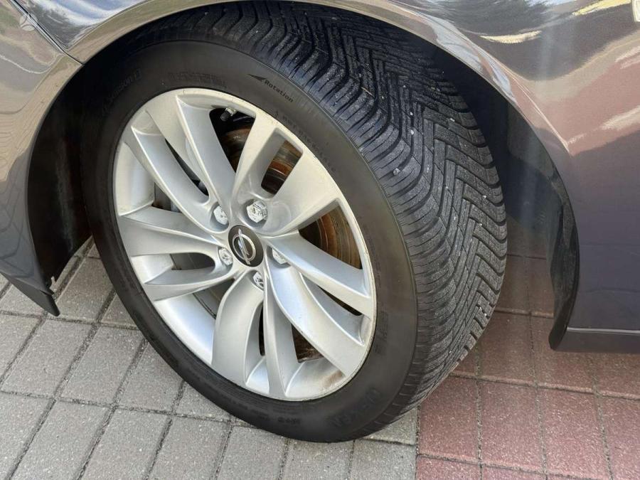 Brown Opel Insignia 2016 in Marijampole, with an engine capacity of 1.96 L and mileage of 216 thousand km for 7250 €, photo 25 on AUTOMOTO.COM.LV