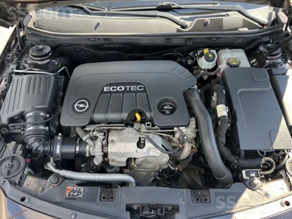 Brown Opel Insignia 2016 in Riga, with an engine capacity of 1.60 L and mileage of 206 thousand km for 6000 €, photo 10 on AUTOMOTO.COM.LV