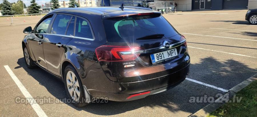 Brown Opel Insignia 2016 in Tartu, with an engine capacity of 1.60 L and mileage of 257 thousand km for 5990 €, photo 5 on AUTOMOTO.COM.LV
