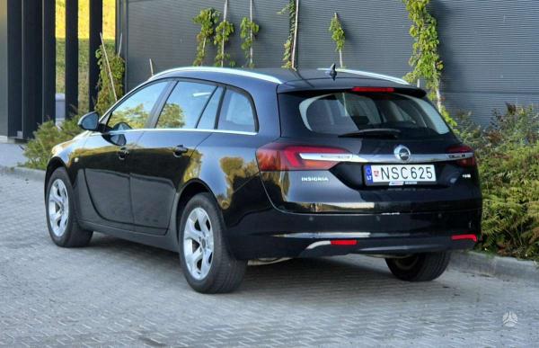 Brown Opel Insignia 2016 in Vilnius, with an engine capacity of 1.60 L and mileage of 281 thousand km for 4500 €, photo 6 on AUTOMOTO.COM.LV