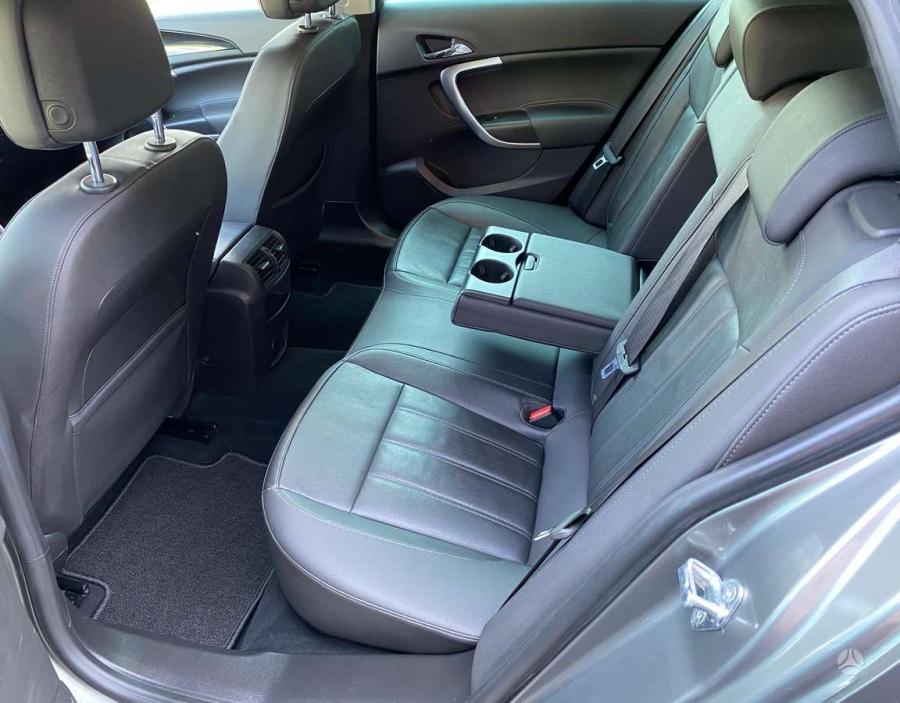 Brūns Opel Insignia 2017 Marijampole, ar dzinēja tilpumu 1.96 L un nobraukumu 199 tūkst. km par 7350 €, foto 38 vietnē AUTOMOTO.COM.LV