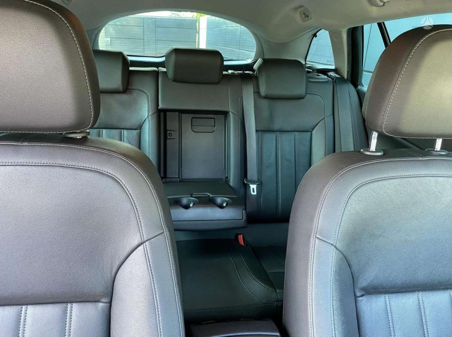 Brūns Opel Insignia 2017 Marijampole, ar dzinēja tilpumu 1.96 L un nobraukumu 199 tūkst. km par 7350 €, foto 40 vietnē AUTOMOTO.COM.LV