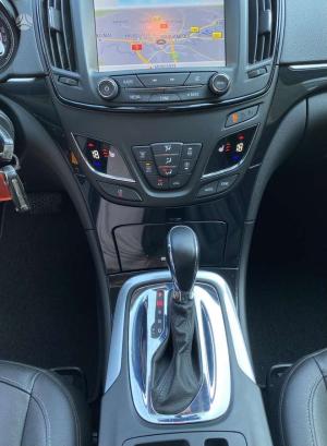 Brūns Opel Insignia 2017 Marijampole, ar dzinēja tilpumu 1.96 L un nobraukumu 199 tūkst. km par 7350 €, foto 26 vietnē AUTOMOTO.COM.LV
