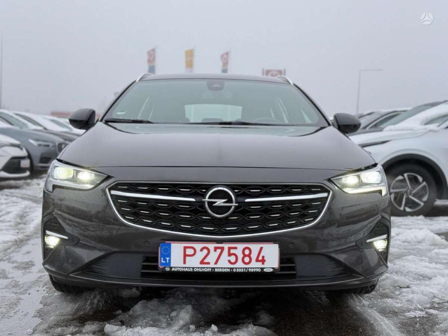 Brown Opel Insignia 2021 in Vilnius, with an engine capacity of 1.50 L and mileage of 201 thousand km for 9650 €, photo 10 on AUTOMOTO.COM.LV