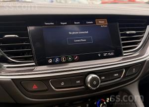 Brown Opel Insignia 2021 in Riga, with an engine capacity of 2.00 L and mileage of 190 thousand km for 11590 €, photo 17 on AUTOMOTO.COM.LV