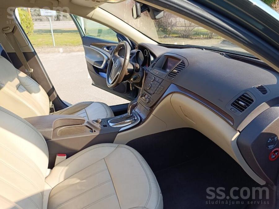 Zaļš Opel Insignia 2009 Rīga, ar dzinēja tilpumu 2.00 L un nobraukumu 0 tūkst. km par 2550 €, foto 12 vietnē AUTOMOTO.COM.LV