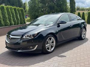 Green Opel Insignia 2014 in Utena, with an engine capacity of 1.96 L and mileage of 304 thousand km for 4600 €, photo  on AUTOMOTO.COM.LV