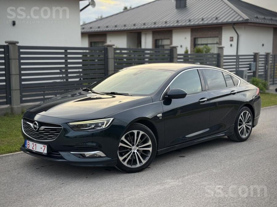 Zaļš Opel Insignia 2017 Jelgava, ar dzinēja tilpumu 1.60 L un nobraukumu 325 tūkst. km par 9200 €, foto 1 vietnē AUTOMOTO.COM.LV