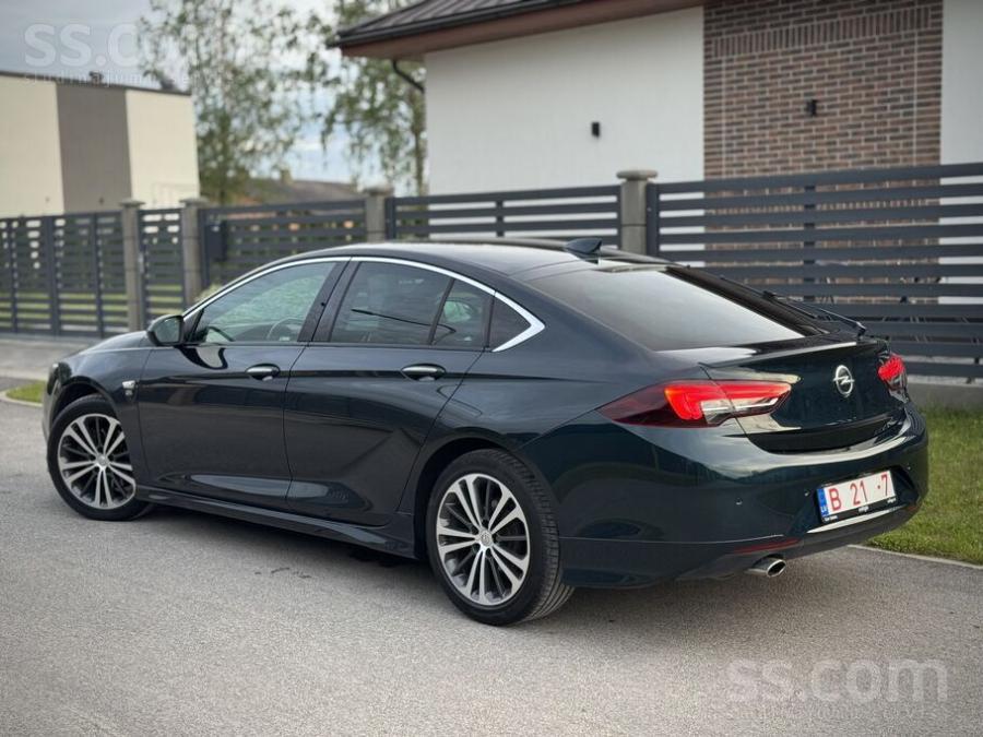 Zaļš Opel Insignia 2017 Jelgava, ar dzinēja tilpumu 1.60 L un nobraukumu 325 tūkst. km par 9200 €, foto 3 vietnē AUTOMOTO.COM.LV
