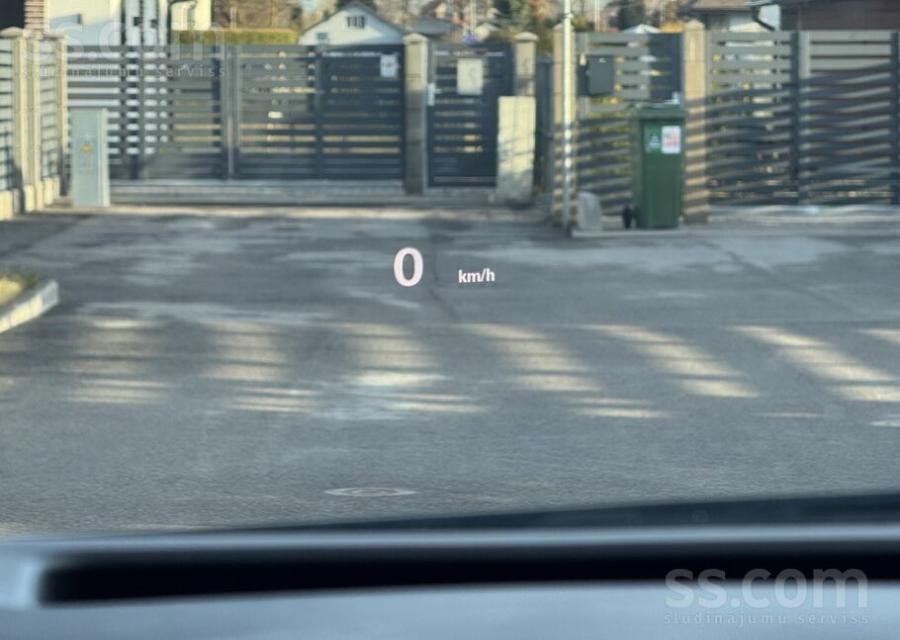 Zaļš Opel Insignia 2017 Jelgava, ar dzinēja tilpumu 1.60 L un nobraukumu 325 tūkst. km par 9200 €, foto 23 vietnē AUTOMOTO.COM.LV