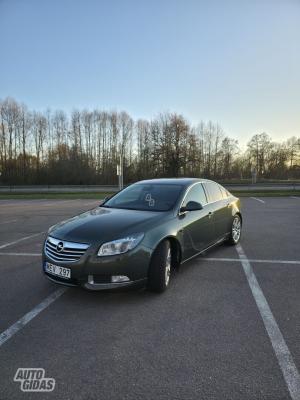 Zaļš Opel Insignia 2009 Viļņa, ar dzinēja tilpumu 2.00 L un nobraukumu 330 tūkst. km par 3100 €, foto  vietnē AUTOMOTO.COM.LV