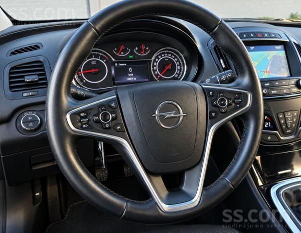 Zaļš Opel Insignia 2014 Daugavpils, ar dzinēja tilpumu 2.00 L un nobraukumu 305 tūkst. km par 5100 €, foto 7 vietnē AUTOMOTO.COM.LV