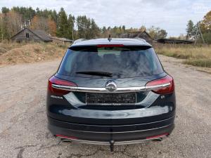 Green Opel Insignia 2013 in Utena, with an engine capacity of 2.00 L and mileage of 280 thousand km for 4950 €, photo 6 on AUTOMOTO.COM.LV