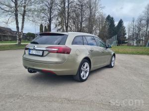 Zaļš Opel Insignia 2014 Ludza, ar dzinēja tilpumu 2.00 L un nobraukumu 0 tūkst. km par 6200 €, foto 7 vietnē AUTOMOTO.COM.LV