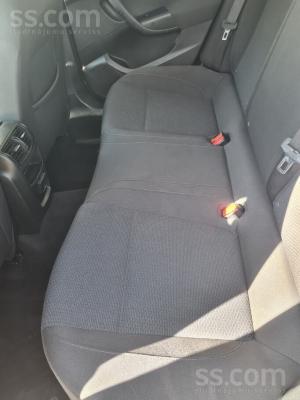 Zaļš Opel Insignia 2014 Ludza, ar dzinēja tilpumu 2.00 L un nobraukumu 0 tūkst. km par 6200 €, foto 13 vietnē AUTOMOTO.COM.LV