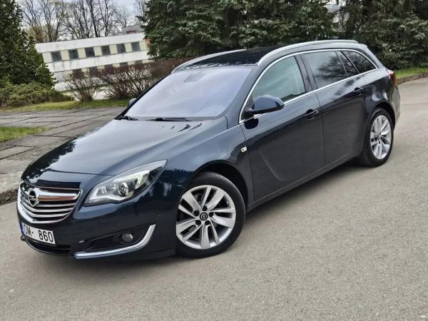 Zaļš Opel Insignia 2014 Jēkabpils, ar dzinēja tilpumu 2.00 L un nobraukumu 222 tūkst. km par 6990 €, foto 1 vietnē AUTOMOTO.COM.LV