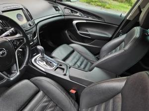 Green Opel Insignia 2014 in Jekabpils, with an engine capacity of 2.00 L and mileage of 222 thousand km for 6990 €, photo 13 on AUTOMOTO.COM.LV