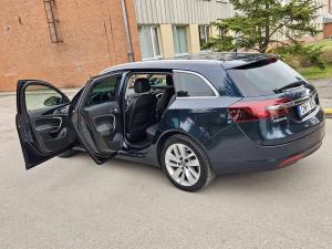 Green Opel Insignia 2014 in Jekabpils, with an engine capacity of 2.00 L and mileage of 222 thousand km for 6990 €, photo 19 on AUTOMOTO.COM.LV