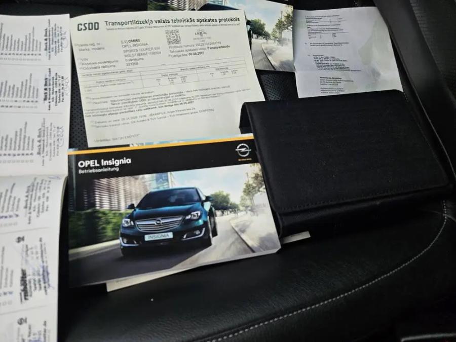 Green Opel Insignia 2014 in Jekabpils, with an engine capacity of 2.00 L and mileage of 222 thousand km for 6990 €, photo 33 on AUTOMOTO.COM.LV