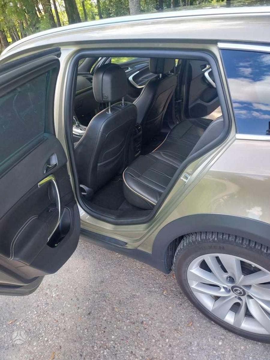 Zaļš Opel Insignia 2014 Radviliškis, ar dzinēja tilpumu 1.96 L un nobraukumu 296 tūkst. km par 6250 €, foto 13 vietnē AUTOMOTO.COM.LV