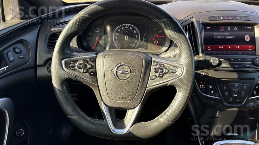 Green Opel Insignia 2014 in Liepaja, with an engine capacity of 2.00 L and mileage of 459 thousand km for 5000 €, photo 17 on AUTOMOTO.COM.LV