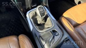 Green Opel Insignia 2014 in Liepaja, with an engine capacity of 2.00 L and mileage of 459 thousand km for 5000 €, photo 22 on AUTOMOTO.COM.LV