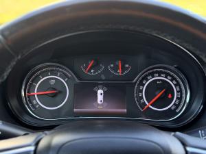 Zaļš Opel Insignia 2014 Utena, ar dzinēja tilpumu 2.00 L un nobraukumu 345 tūkst. km par 4400 €, foto 28 vietnē AUTOMOTO.COM.LV