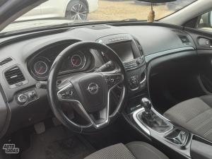 Green Opel Insignia 2014 in Siauliai, with an engine capacity of 2.00 L and mileage of 320 thousand km for 4500 €, photo 11 on AUTOMOTO.COM.LV