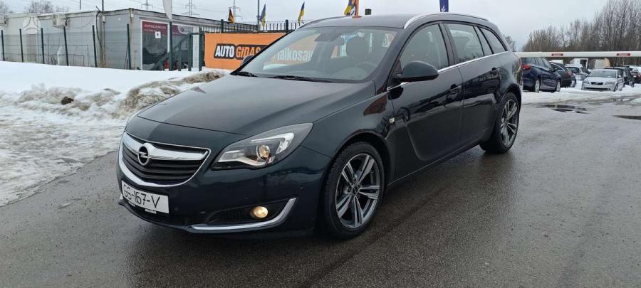 Green Opel Insignia 2015 in Kaunas, with an engine capacity of 1.96 L and mileage of 238 thousand km for 4950 €, photo 1 on AUTOMOTO.COM.LV