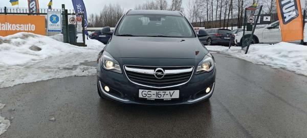 Green Opel Insignia 2015 in Kaunas, with an engine capacity of 1.96 L and mileage of 238 thousand km for 4950 €, photo 7 on AUTOMOTO.COM.LV