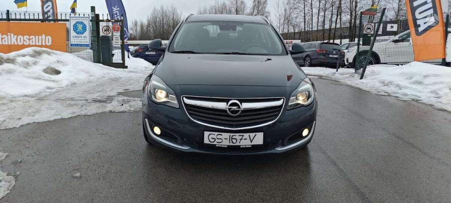Green Opel Insignia 2015 in Kaunas, with an engine capacity of 1.96 L and mileage of 238 thousand km for 4950 €, photo 7 on AUTOMOTO.COM.LV