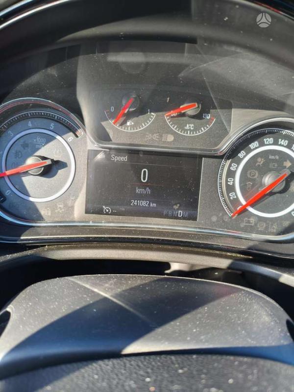 Zaļš Opel Insignia 2015 Šauļi, ar dzinēja tilpumu 1.96 L un nobraukumu 240 tūkst. km par 4500 €, foto 7 vietnē AUTOMOTO.COM.LV